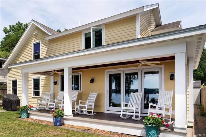 Relaxing Lakeside Home With Breathtaking Sunsets - Skaneateles, NY