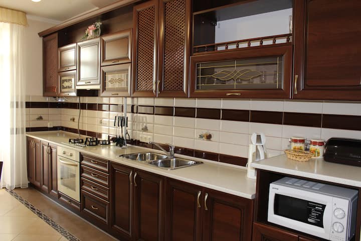 Елітна двокімнатна квартира - Трускавец