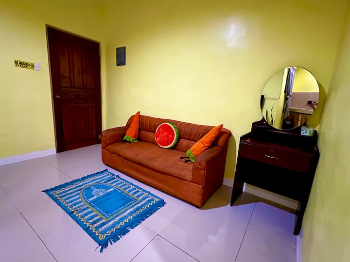 Rozay Travellers Inn - Citrine - Kabankalan