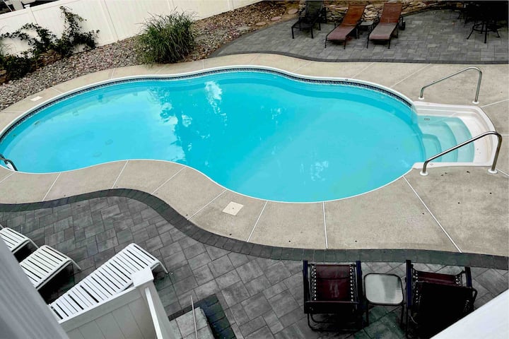 Spacious Vacay By Bay Beach, With Pool! - Belmar, NJ