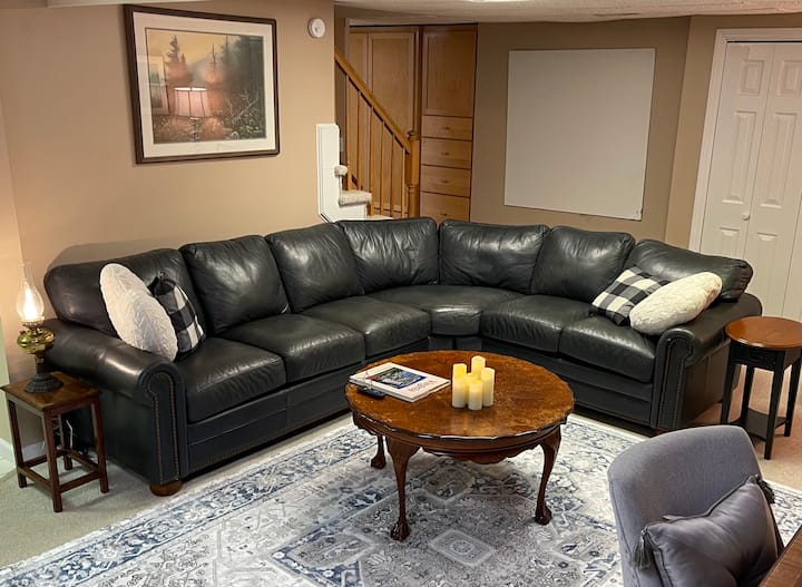 Librarian’s Guest Suite - Roanoke, VA
