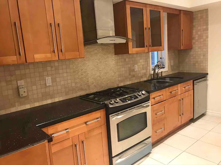 2r New Modern Downtown 1 Bedrm Apt Prime Location - Toronto