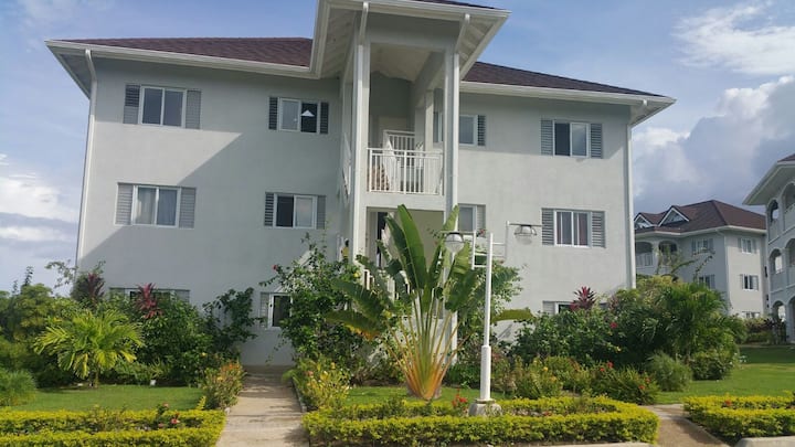 Ocho Rios Tranquility At Coolshade Vii - Caribe