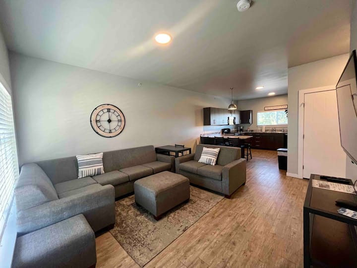Cozy Stay Near Byui! - Rexburg, ID