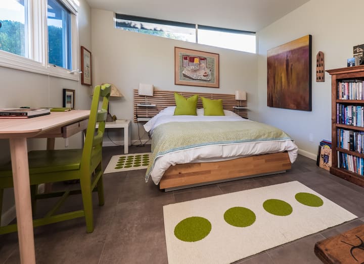 The Zen Room - Palm Springs, CA