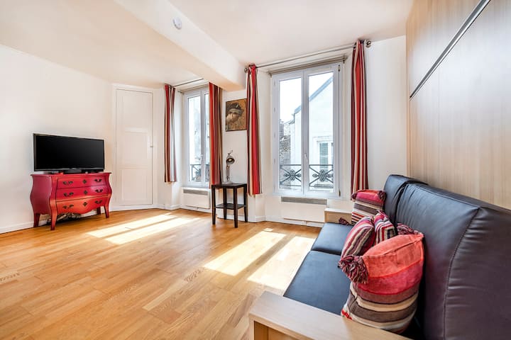 Spacious Studio In Downtown Fontainebleau - Fontainebleau