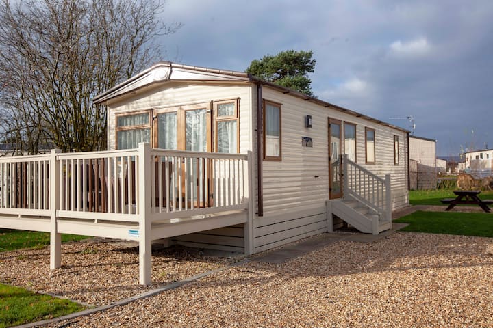 Luxury Caravan Abi Elan, Two Bedroomed - Clitheroe