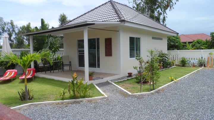 Bungalow Mit Pool In Strandnähe - Ko Samet