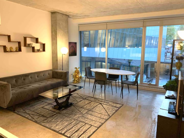 D - 02 Loft - Montreal