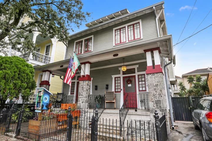 Sunny Historic 2br Magazine Street House - La Nouvelle-Orléans, LA