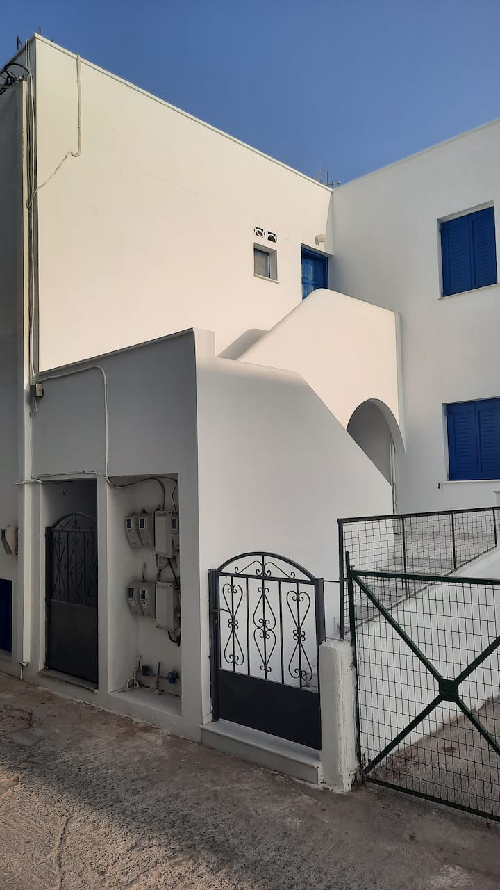 Naxian Mathies Apartments 1 - Naxos