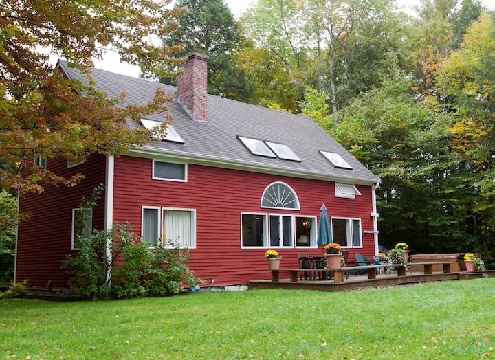 Spruce Hollow Hideaway Hot Tub &Level 2 Ev Charger - Stowe, VT