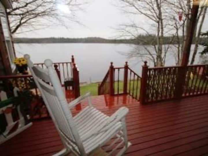 Trefry Lake House 2 Bedroom House - Yarmouth