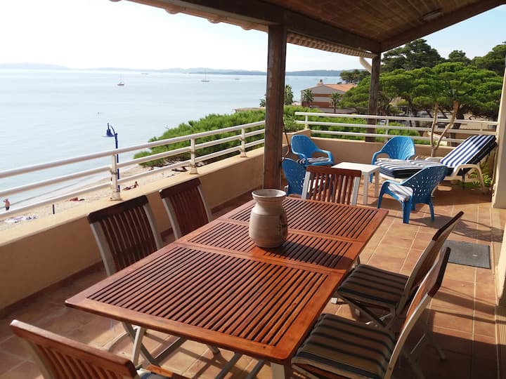 Grand Duplex 67 M² Pieds Dans L'eau à Hyères Plage - Hyères