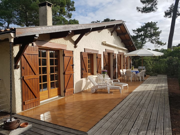 Presqu'île Du Cap-ferret.
Villa Située Au Canon. - Cap Ferret