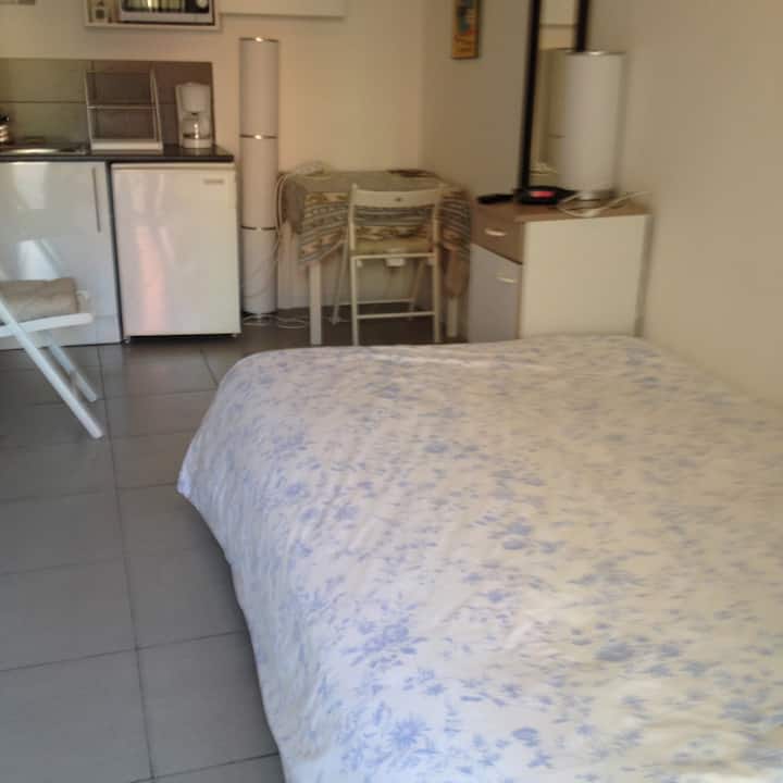 Studio Indépendant à 2 Mns Du Tram4 - Plage de Villeneuve-lès-Maguelone