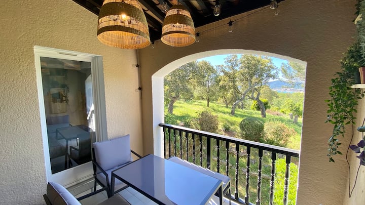 Charmant Appart Vue Mer / Résidence Avec Piscine - Grimaud