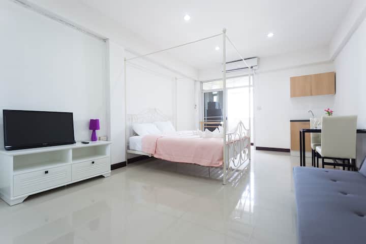 Chic Studio, 5 Mins To Bts Udomsuk - Bangkok