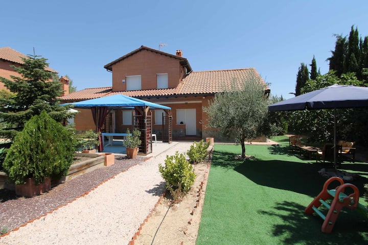 Casa Del Valle. Tucasatemporal - Borox