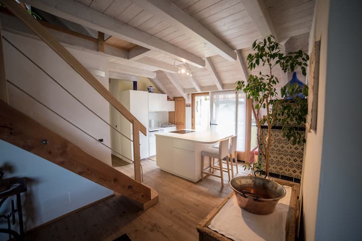 Gemütliche Mansardenwohnung In Eppan - Bolzano