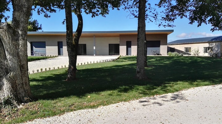 Gîte Plain-pied, Parc Arboré, Clos, Sécurisé..... - Châtillon-sur-Seine