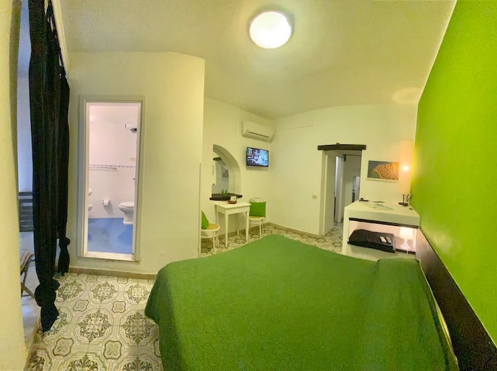 Green Nest, Historic Centre Few Steps To The Beach - Cefalù