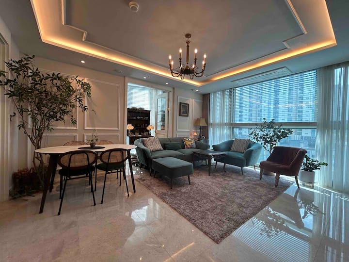 Attractive Two Bedroom Flat In Mapo, Seoul - Seúl