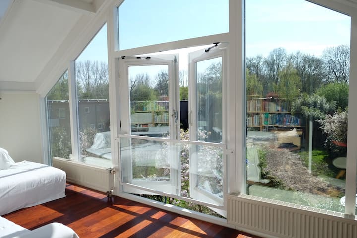 Semi Private Floor (50 M2/538ft2) In Amsterdam - Weesp