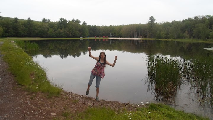 Lake Front Home In Poconos - Lausanne Township