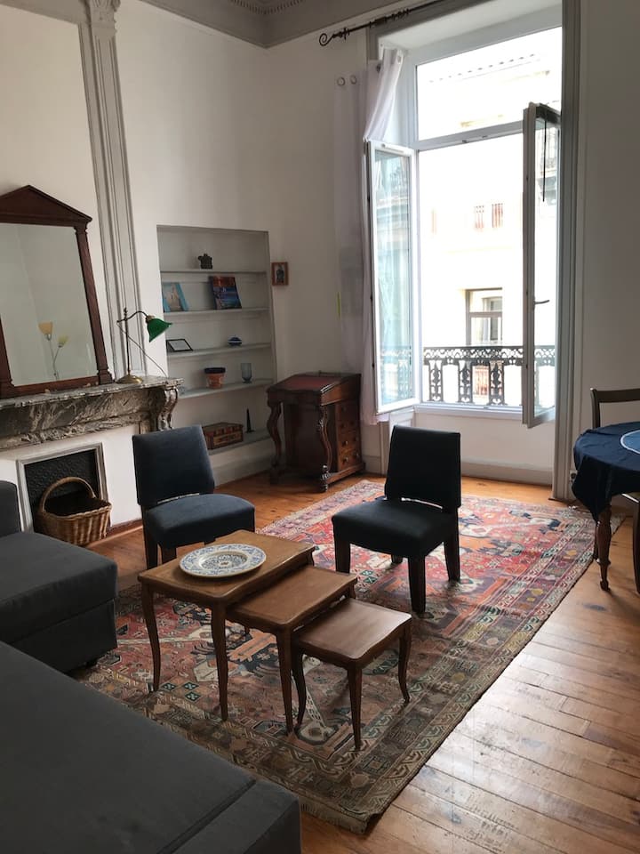 Au Coeur Du "Cadre Royal" Appartement De 3 Pièces - Sète