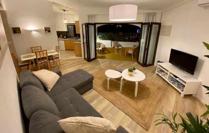Super Appart Plein Centre D'albufeira Sur Le Strip - Albufeira