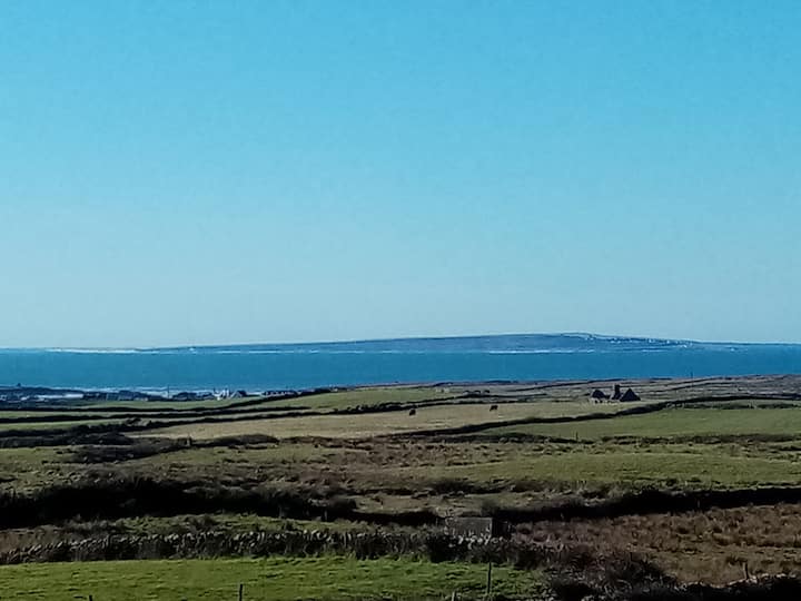 Ocean Mist
2 Bedroom Apartment
Sea View
Doolin. - Doolin