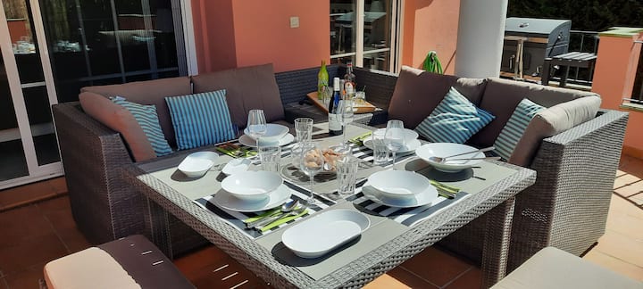 Bonito Y Moderno Apartamento Con Terraza - La Cala de Mijas