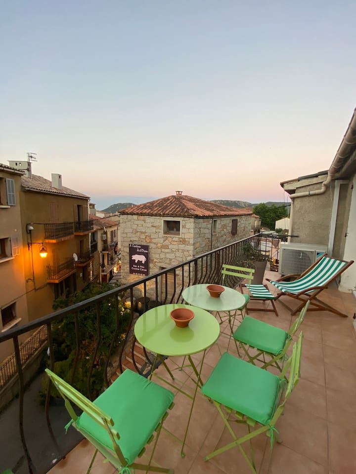 T3 Avec Terrasse Au Cœur De Portovecchio - Porto-Vecchio