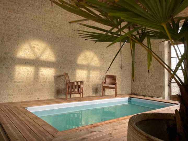 Cheerful Cottage Bordering A 104 Hectares Lake - Vendée