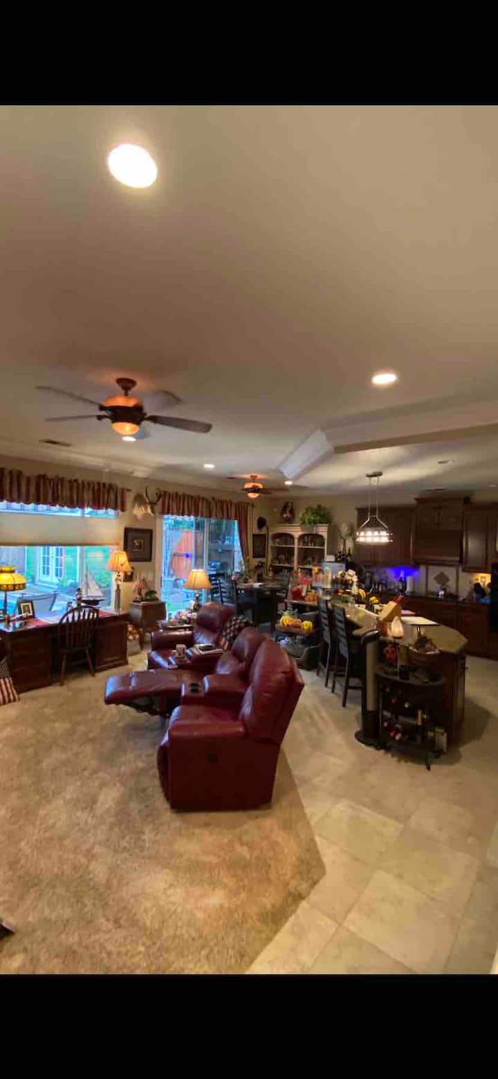 Fabulous Extra Amenities! - Modesto, CA