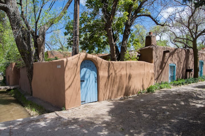 Casita Encantada -Historic Eastside Double Adobe! - Santa Fe, NM