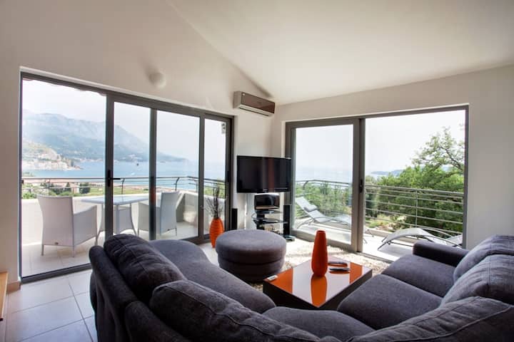 Beautiful View Apartment - Montenegro