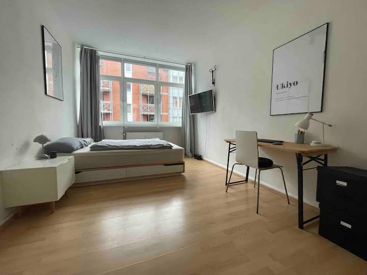 Comfortable 2-room Appartment In The Heart Of Köln - Köln