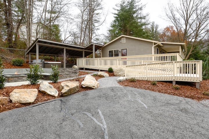 Bluebird Cottage - Hot Tub, Firepit, 15 To Dt Avl - Weaverville, NC