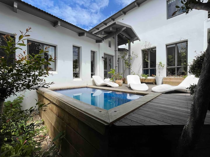 Baha Sanctuary House - 3 Bedroom House With Pool - Plettenberg Bay