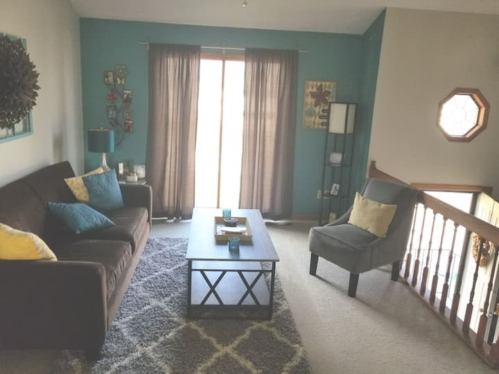 Cozy Home In West Omaha, Near The Interstate - Bennington, NE