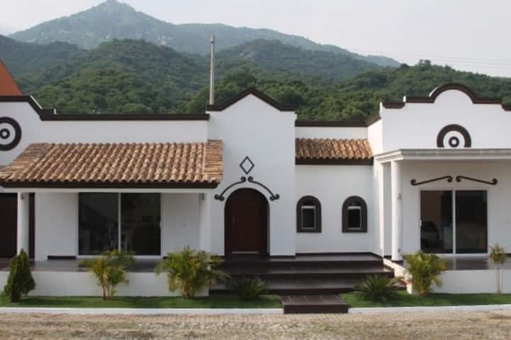 Casa La Jolla With Full Ac - Manzanillo, México