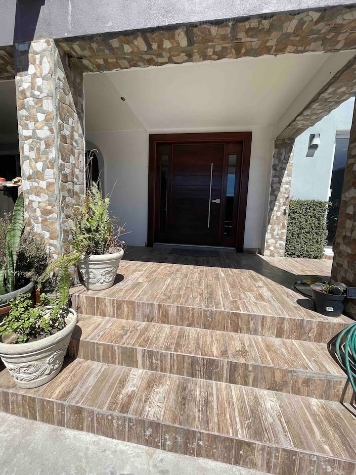 Casa Planta Baja Con Patio - Rosarito