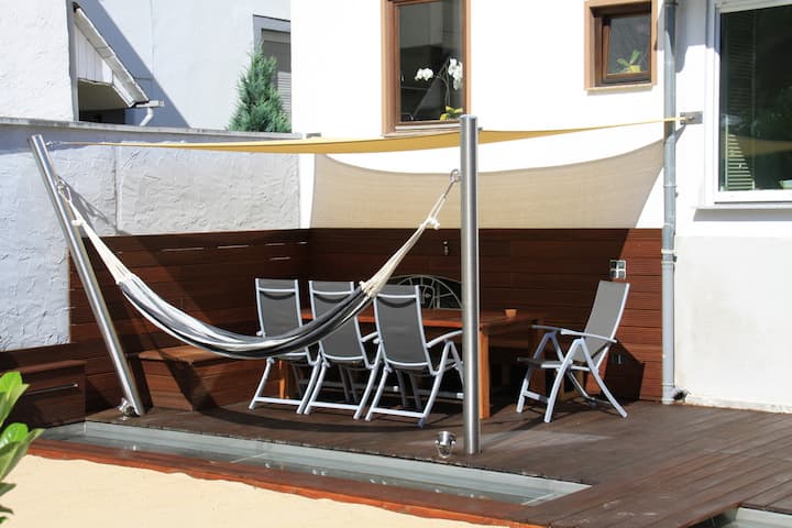 Haus Mit Garten, 125m2, 4 Zimmer, Zentrumsnah - Bad Homburg