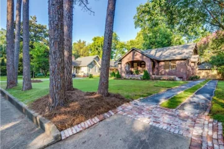 Seven Pines Cottage - Alabama
