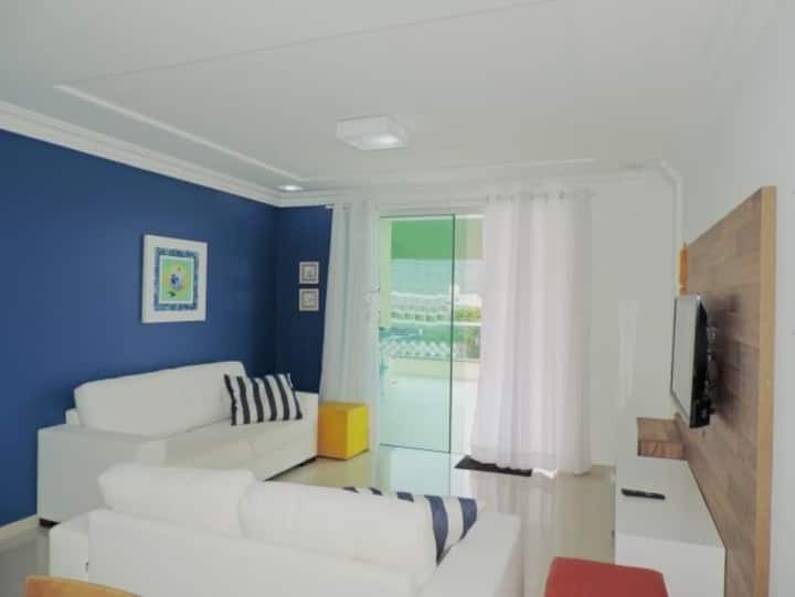 Cobertura  3 Dormitórios, 2 Garagens, Prox. Praia. - Bombinhas