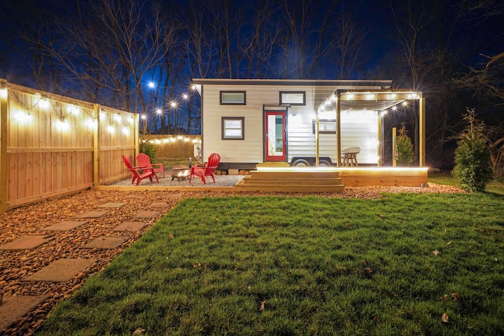 Tiny House 2 Bed/great View/ 20 Min To Nashville - Nashville, TN