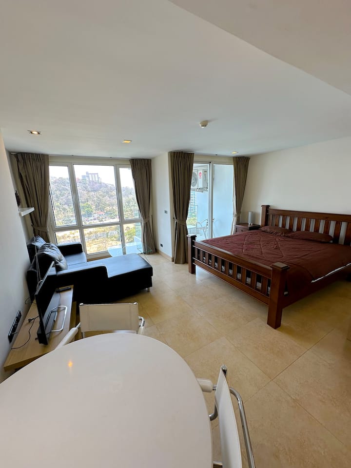 The Cliff Residence Condo - Pattaya