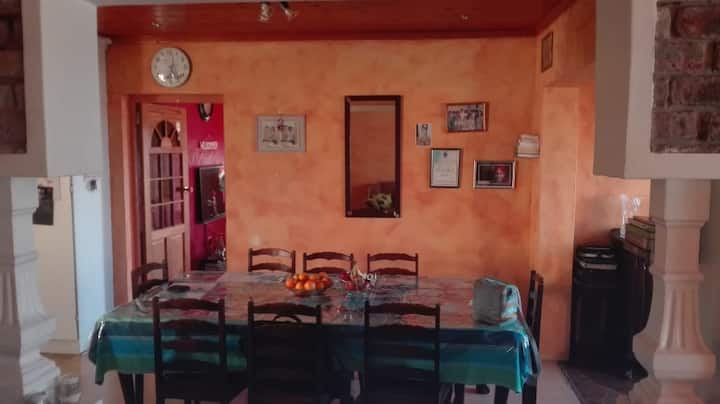 Home Away From Home In A Safe Environment. - Uitenhage